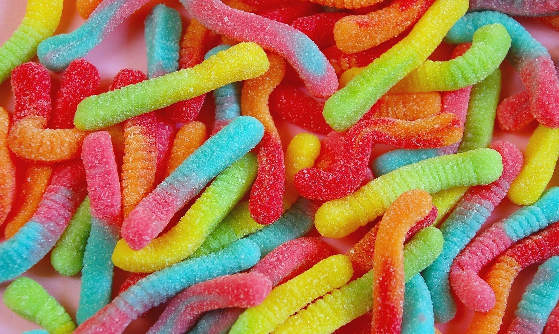 Edible Gummy Worms Recipe – HØJ